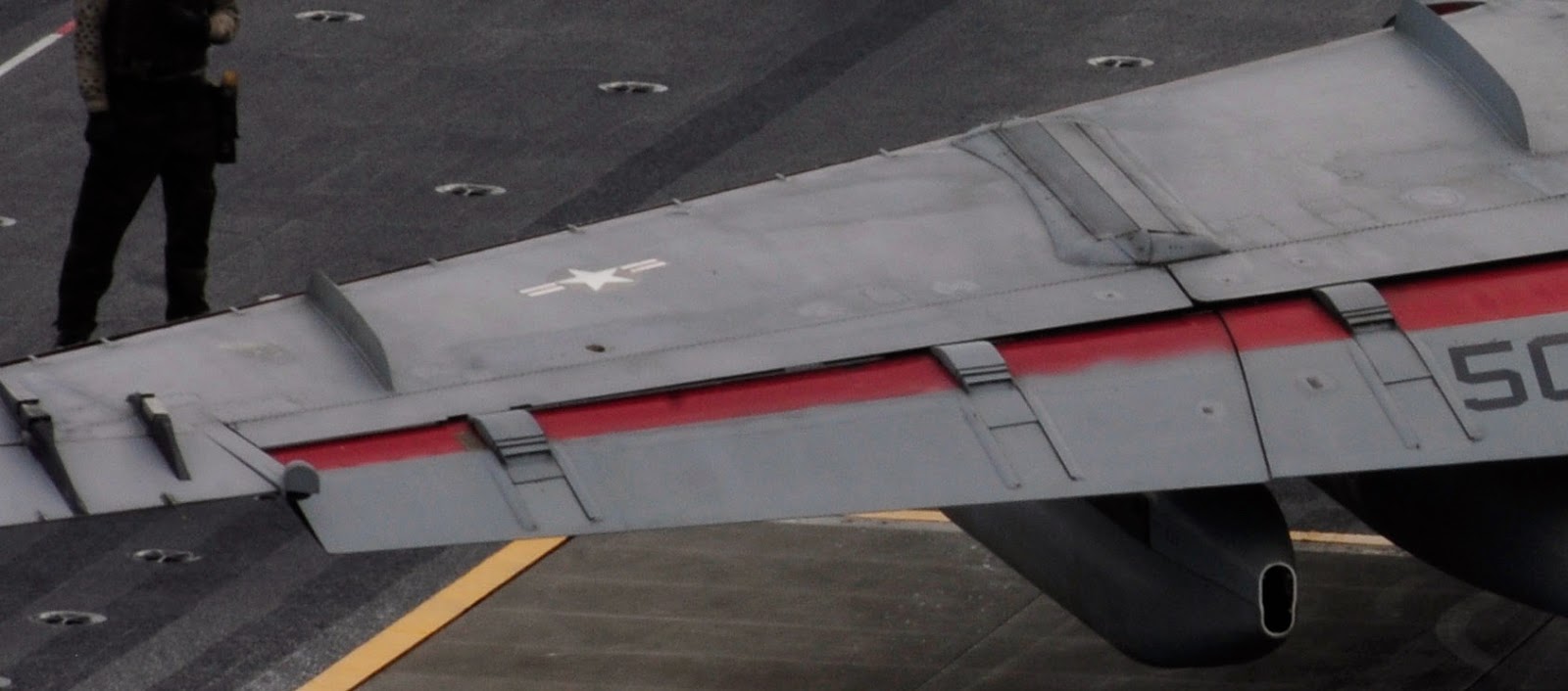 Tailhook Topics: Grumman A-6 Wing-Fold Differences