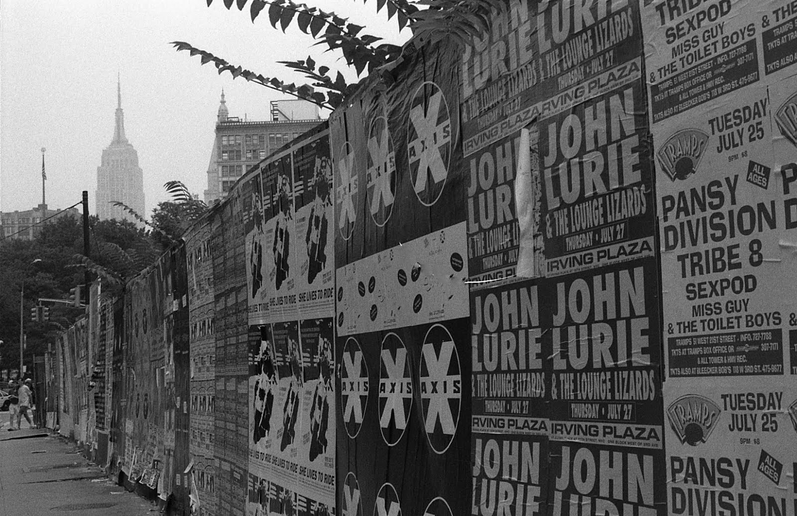 NEW YORK CITY 1990's - Photo archives by Gregoire Alessandrini: POST NO ...