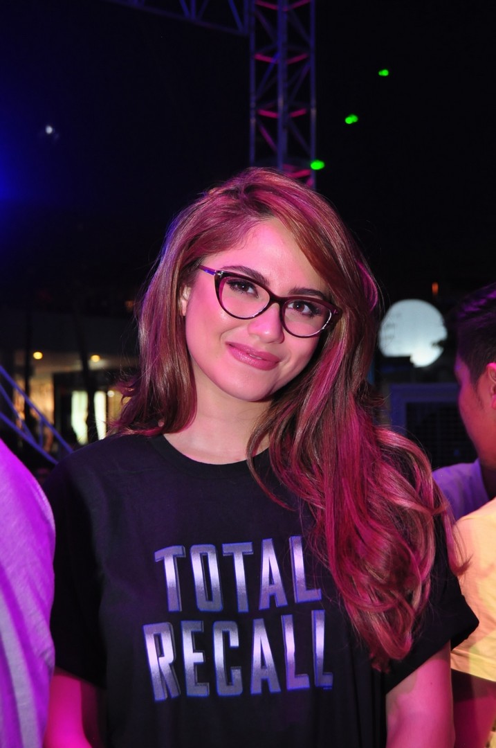 Lemon GreenTea: Jessy Mendiola PH FHM Sexiest woman graces HOOQ's First ...