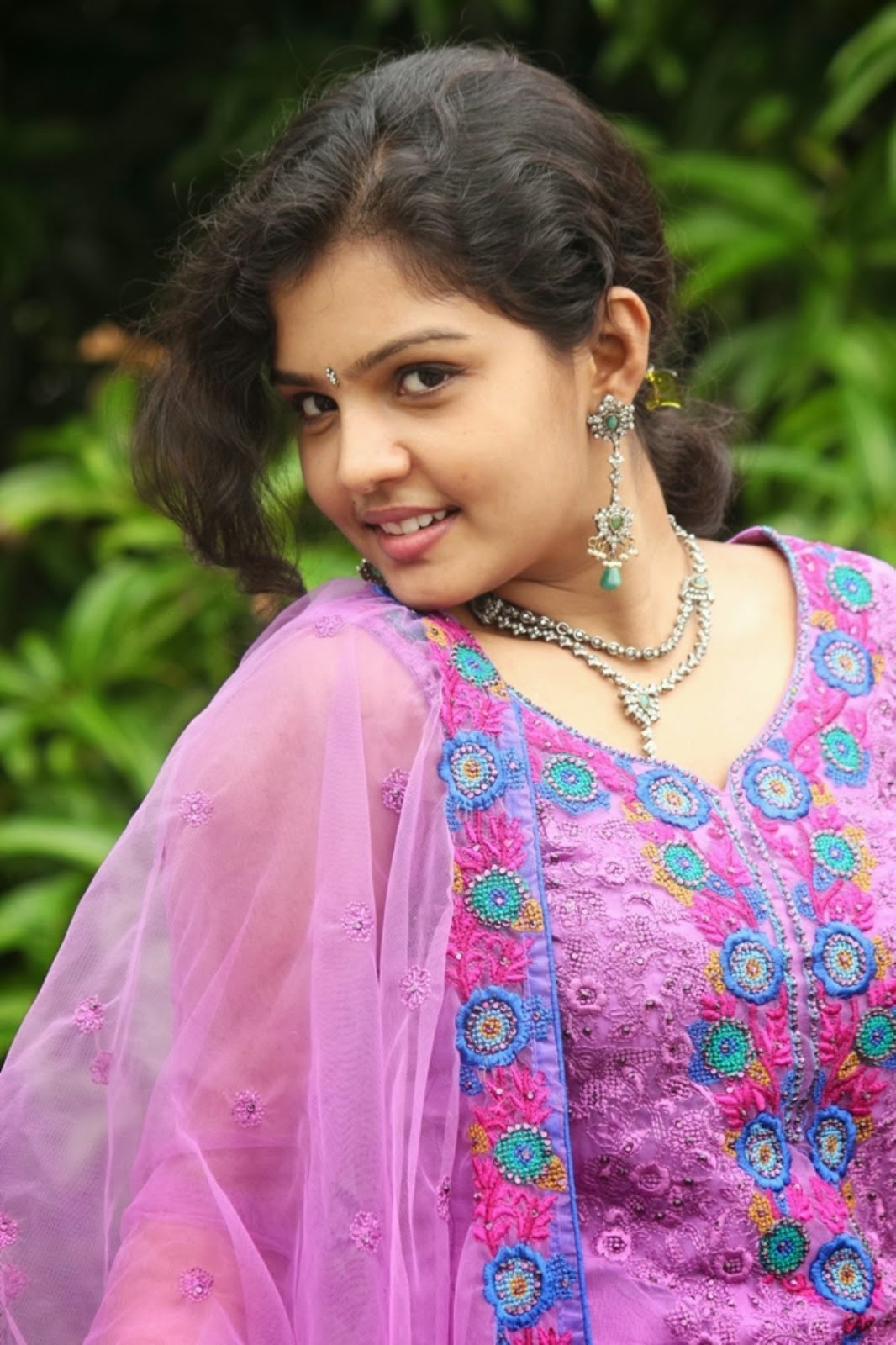 Concubine Heaven: Preethi Shankar Latest Photos Gallery|Telugu Actress ...