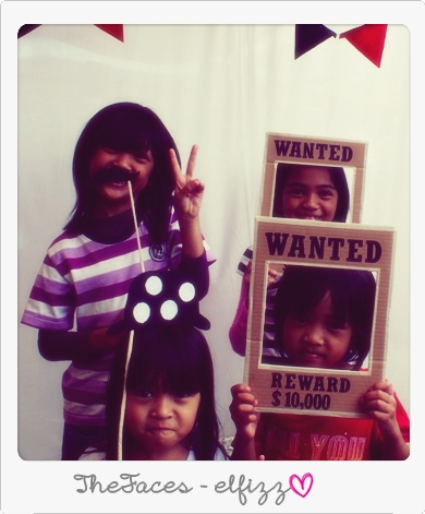 Tempah Guestbook dan Photobooth Props di Sini: Contoh Photo Props by ...