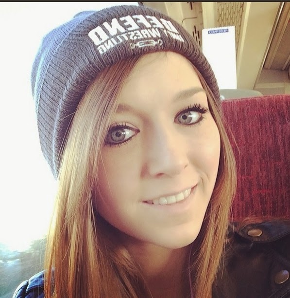 The Girl With The Shiniest Wizard: Tegan Nox (Nixon Newell) Megathread ...