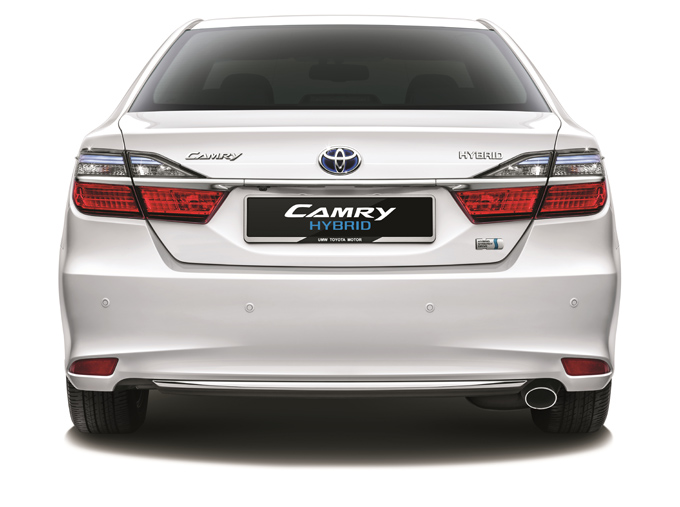 Kereta Sewa Seremban - Seremban Car Rental : TOYOTA CAMRY 2.5cc (A) Hybrid