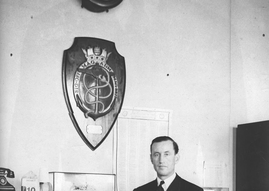 Paul Davis On Crime: Nicholas Rankin On Ian Fleming's World War II ...