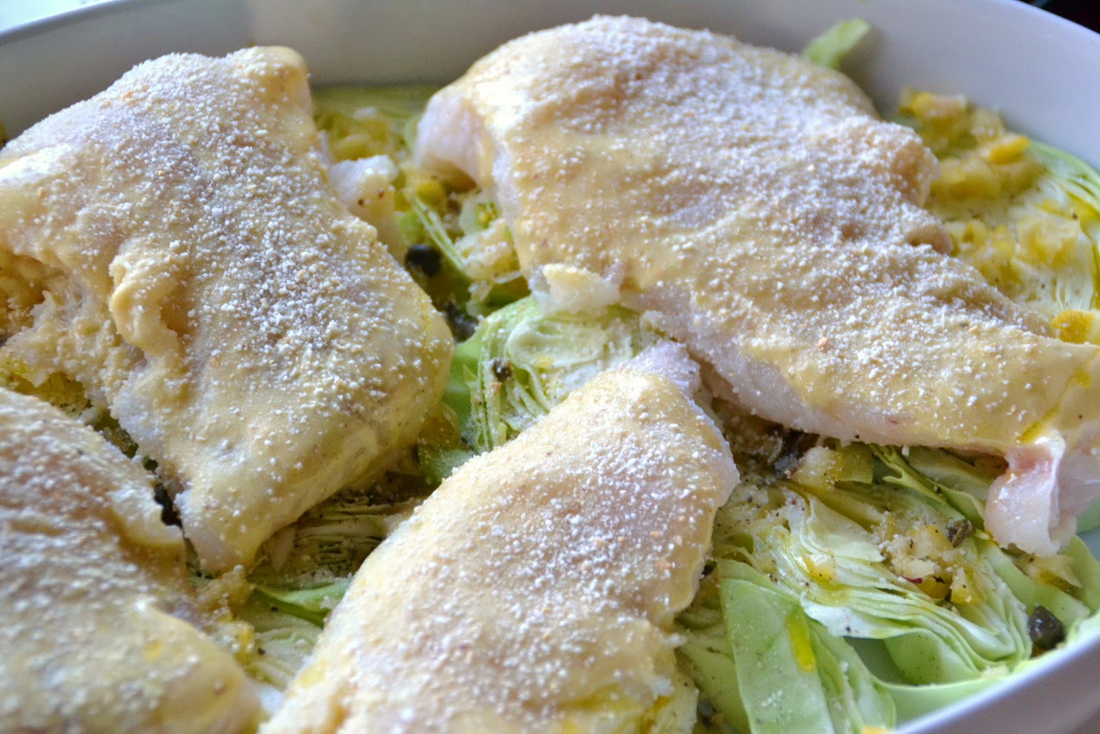 Kunster på køkkenbordet : 23.3 Ovnbagt kuller på bund af spidskål med ...