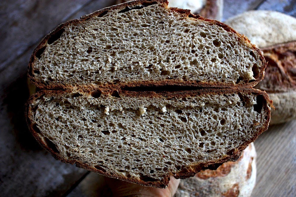 Tartine Bread Experiment: Wheat-Rye 10%