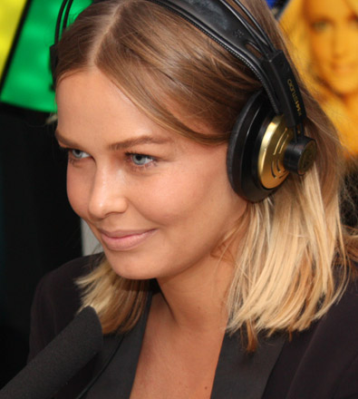 Super Hollywood: Lara Bingle Profile, Pictures, Images And Wallpapers