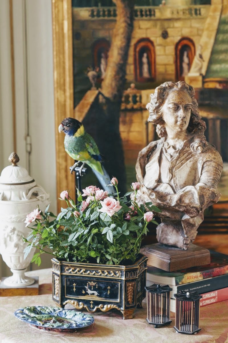 Decor Inspiration : Timothy Corrigan's Paris Apartment | Cool Chic ...