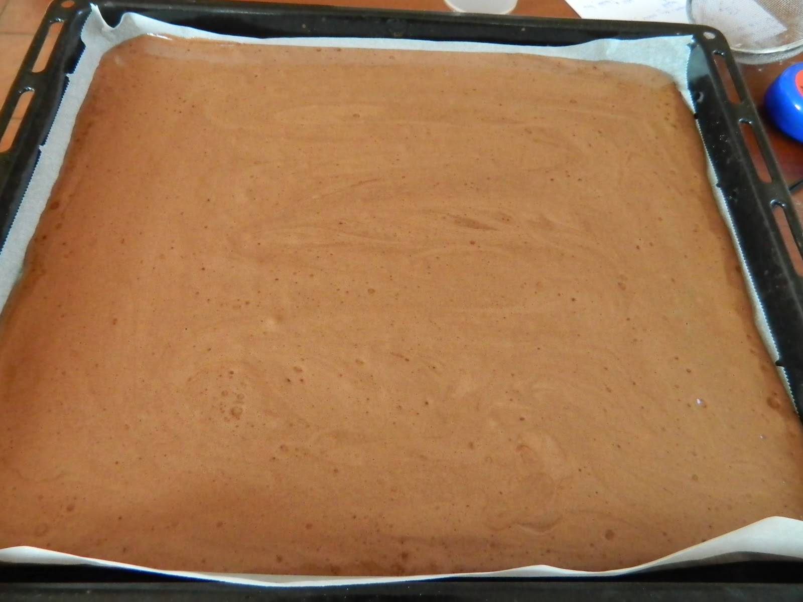 Bucataria casei noastre: Tort patrat, cu cacao si rom