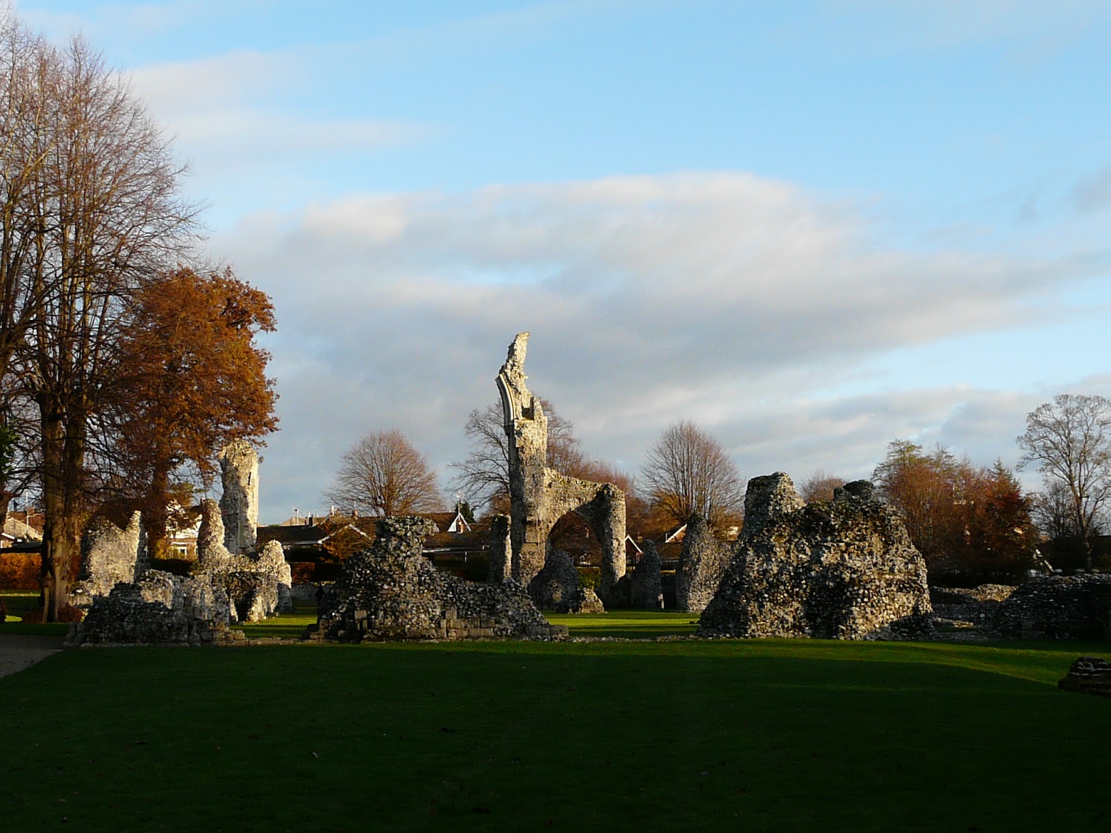 Cindy's Snaps: Thetford Priory, Nunnery Lakes Nature Reserve and ...