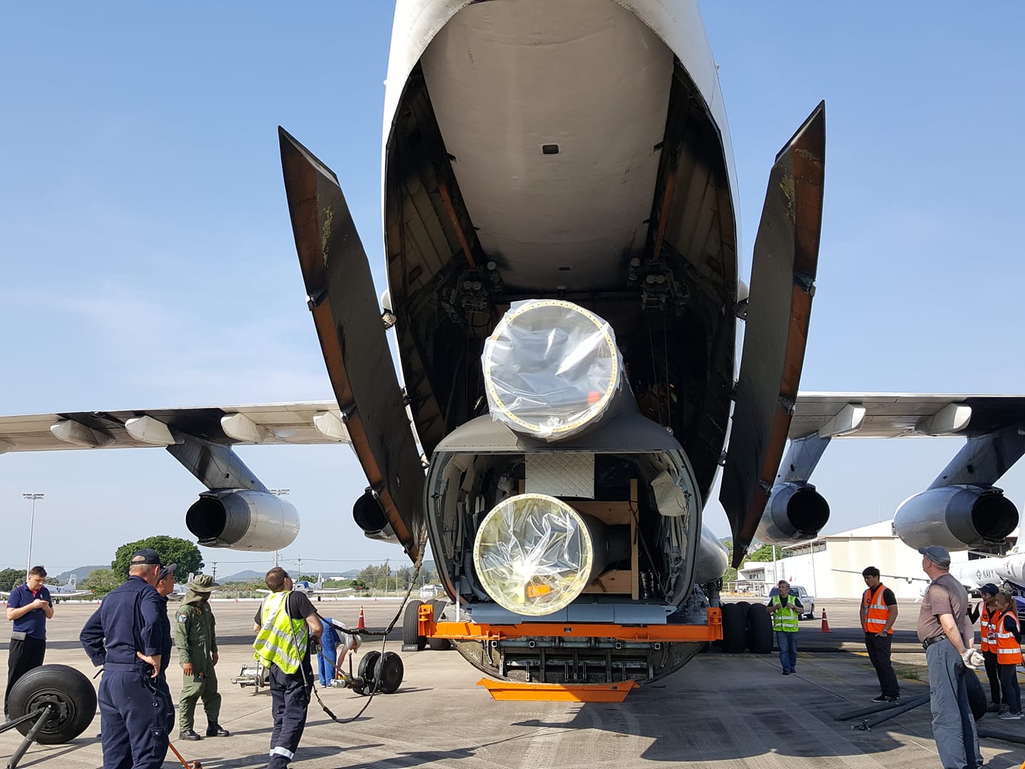 DEFENSE STUDIES: Russia Deliver Two New Mi-17V5 General Purpose ...