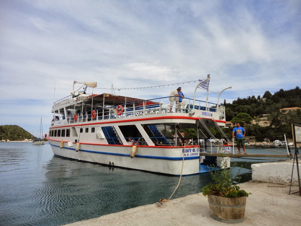 MAGDA: ΠΑΡΓΑ-ΠΑΞΟΙ και ΑΝΤΙΠΑΞΟΙ - Parga-Paxos and Antipaxos