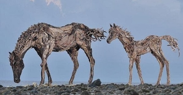 Creațiile din lemn plutitor ale lui James Doran-Webb + VIDEO