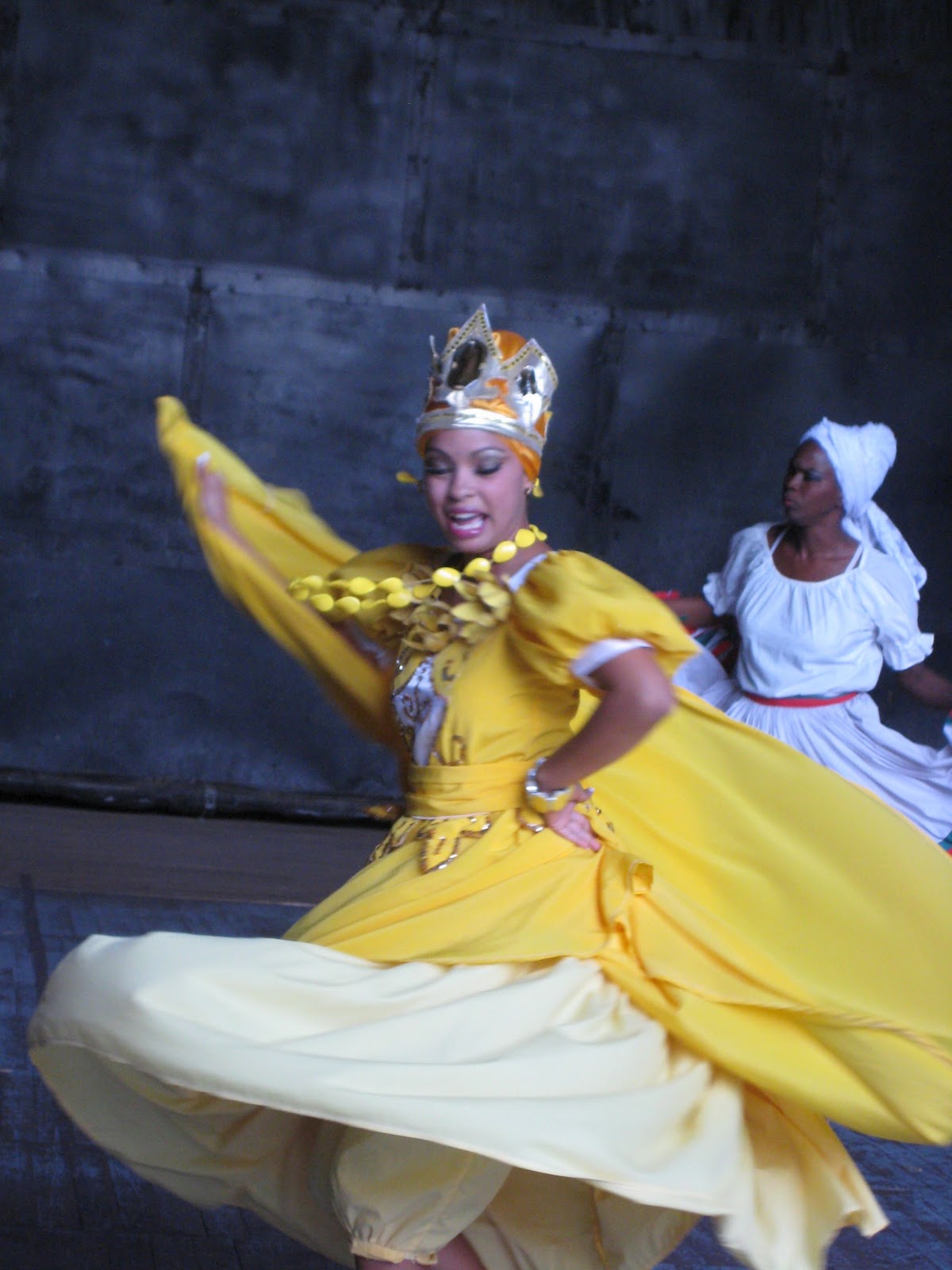One Week in Cuba: Dance performance: Ballet Folklorico de Oriente