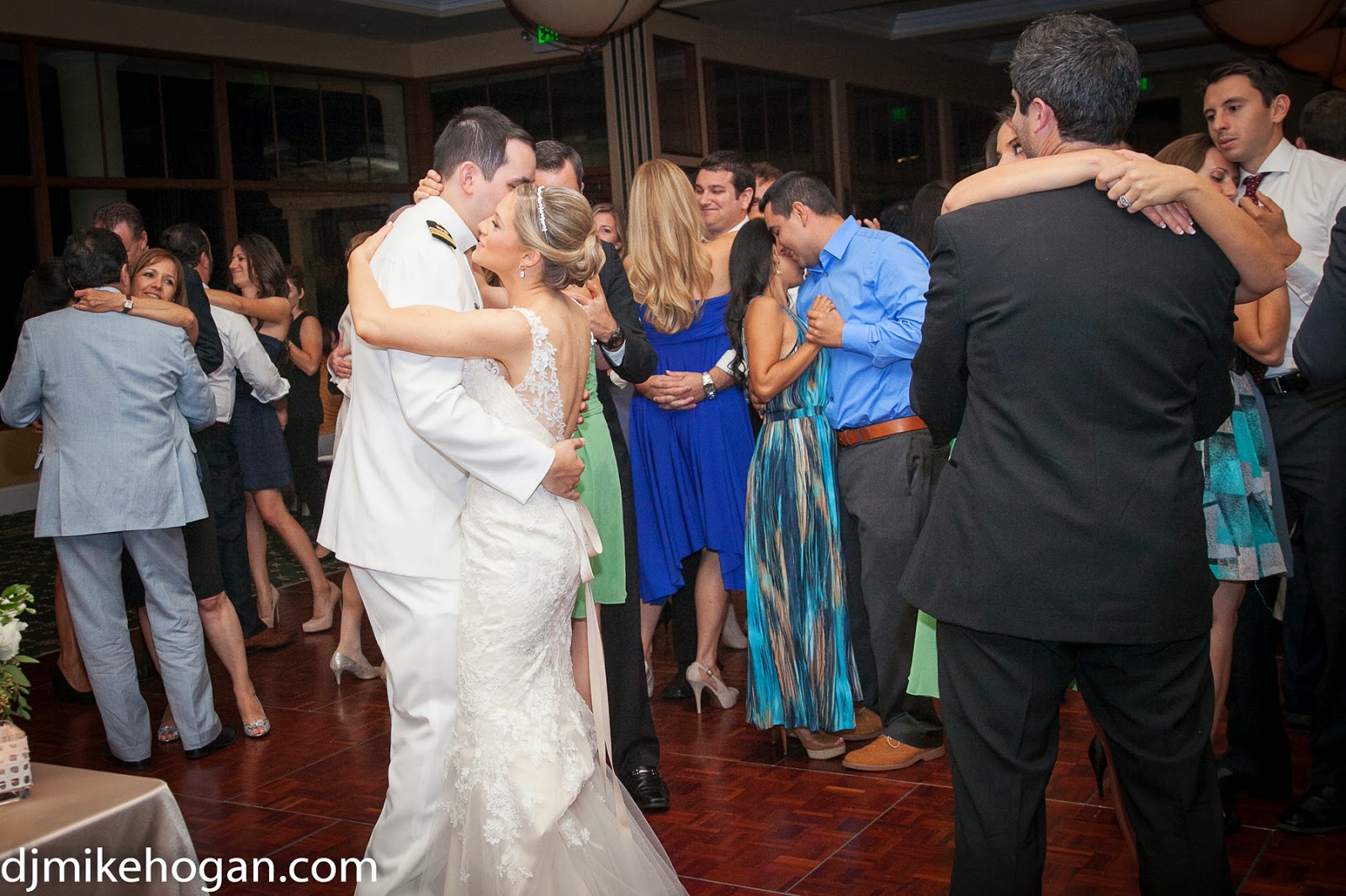 Entertainment At Large - Newlyweds and more...: Christopher & Pamela ...