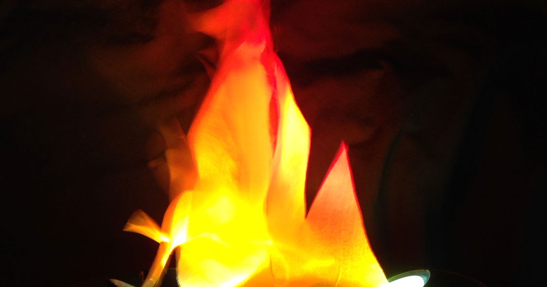 HORROR-HALL Gothic Cheap Halloween Props and Costume Accessories: table ...