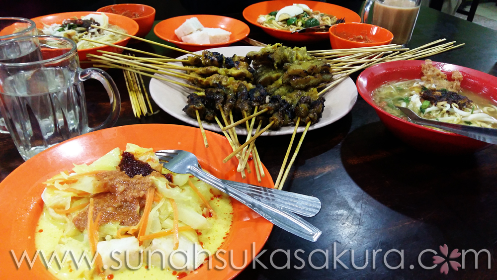 Sarapan Pagi di ZZ Satay Warisan Muar