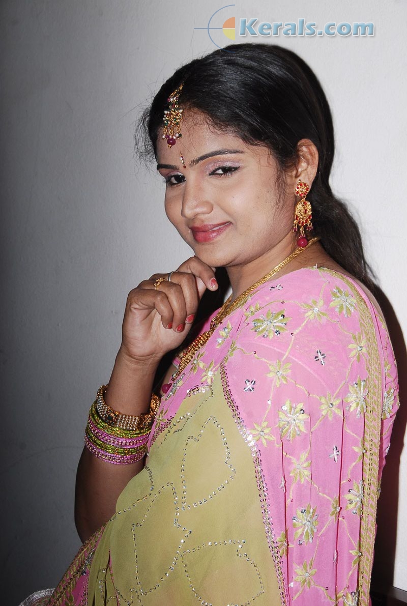 hot hasini stills - Southindian Hot Pics
