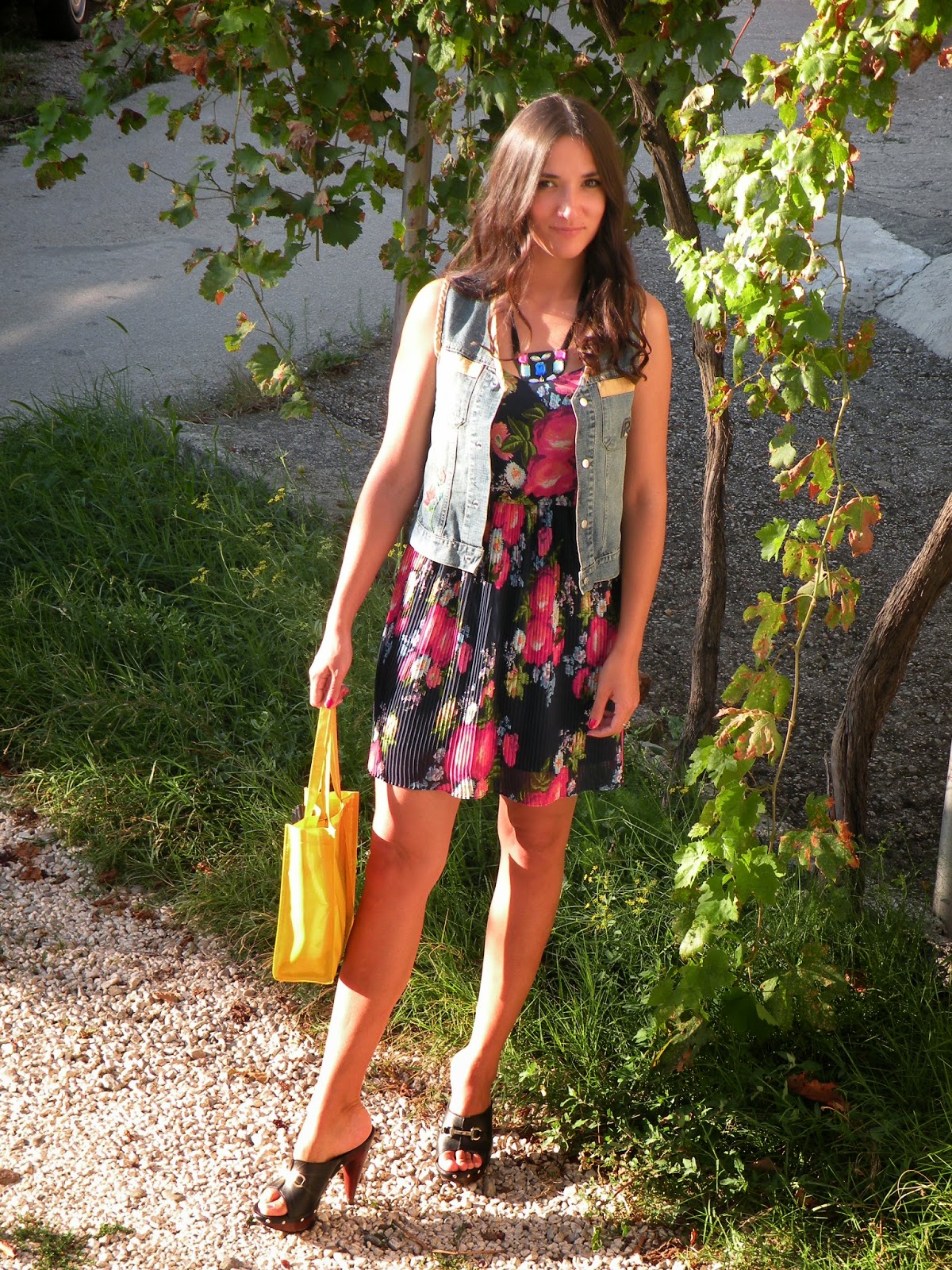 The Art of Layering a Summer Dress: Ivana's Guide For Easy Summer ...