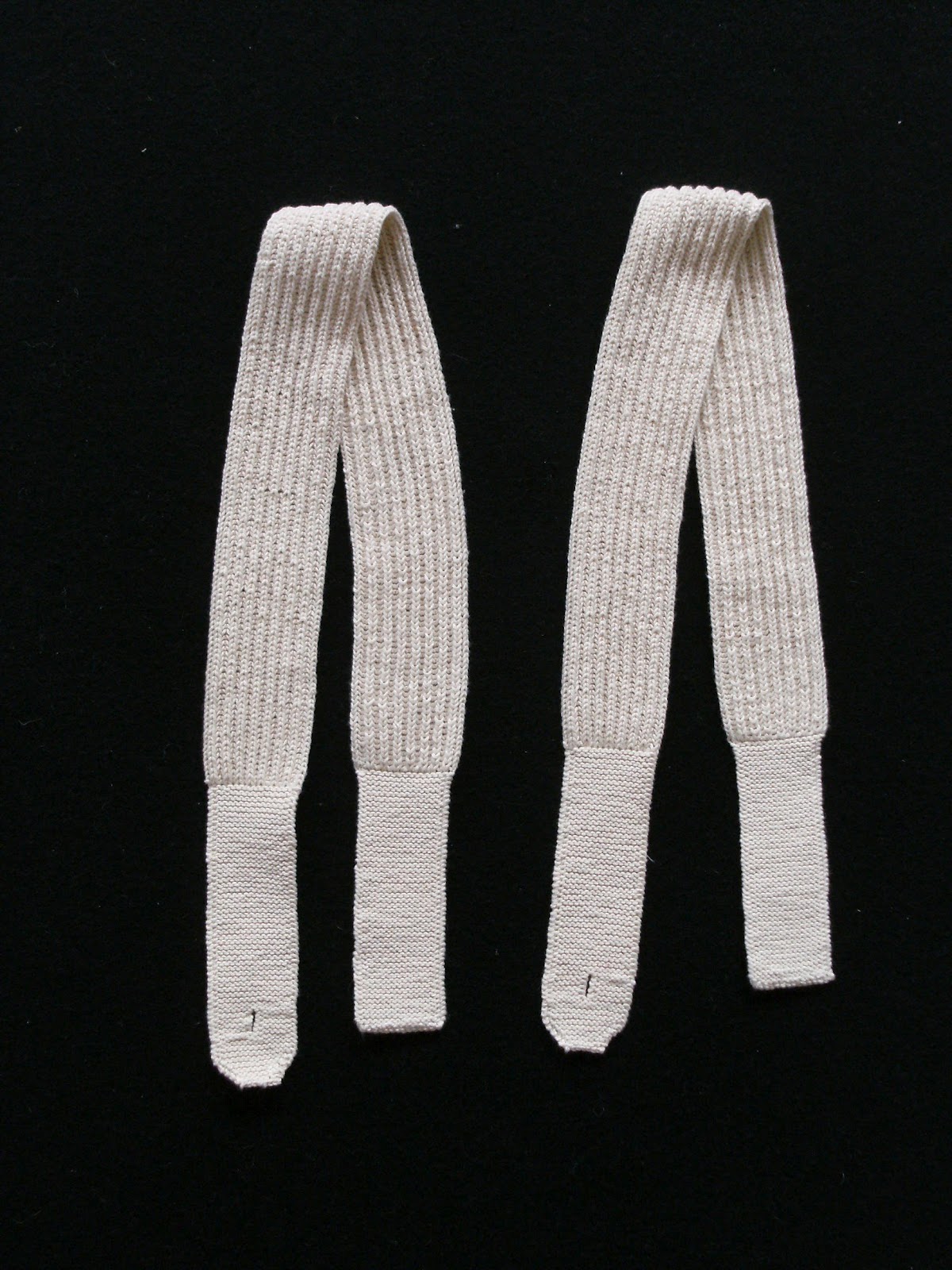 The Ladies' Reading Room: Historic knitting - Knitted Braces