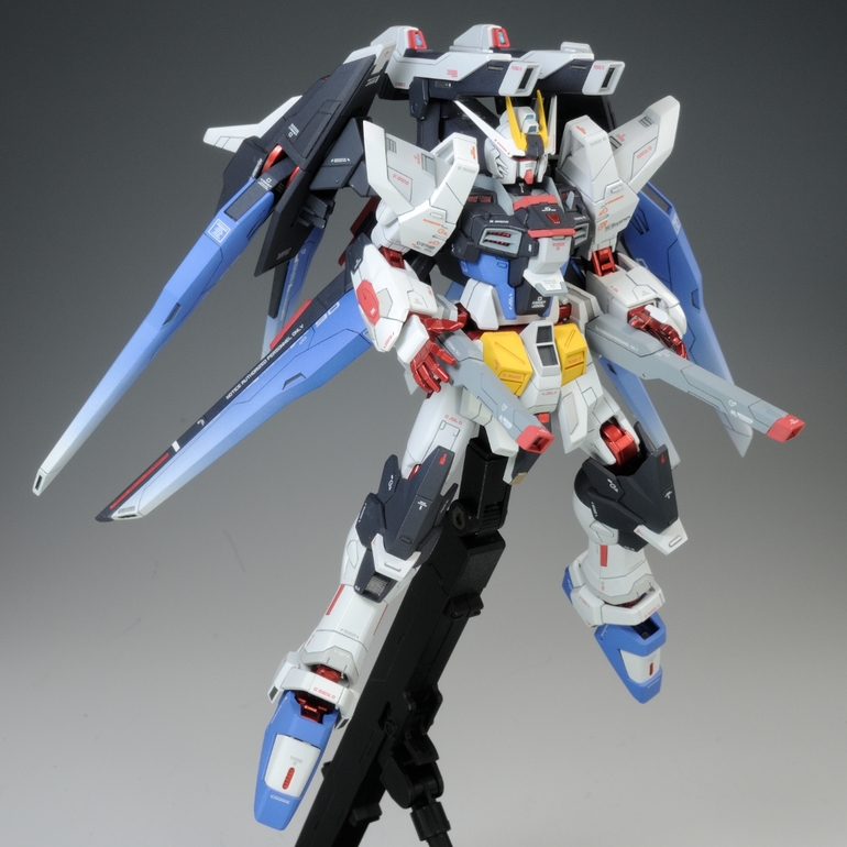 Custom Build: HGBF 1/144 Amazing Strike Freedom Gundam