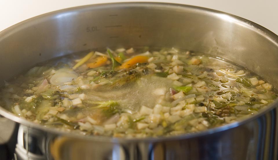 FRA JORD TIL BORD: Buljong