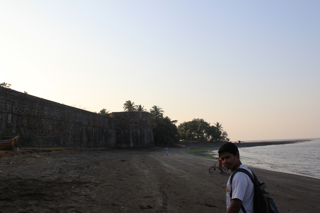 Arnala — The island fort | Of times & life