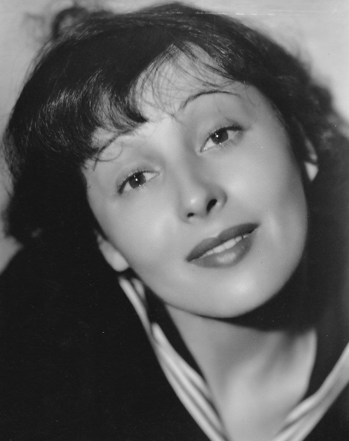 It's The Pictures That Got Small ...: 2017