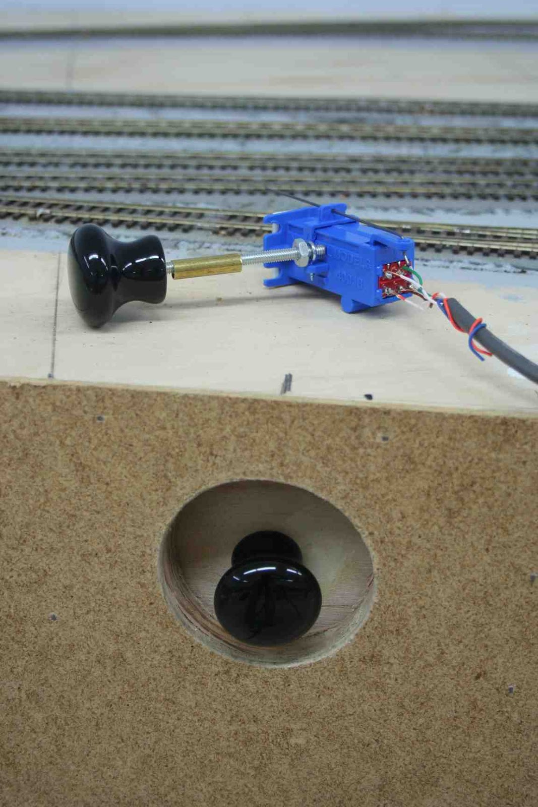 Southern Pacific Cascade Line: SWITCH LINKAGES