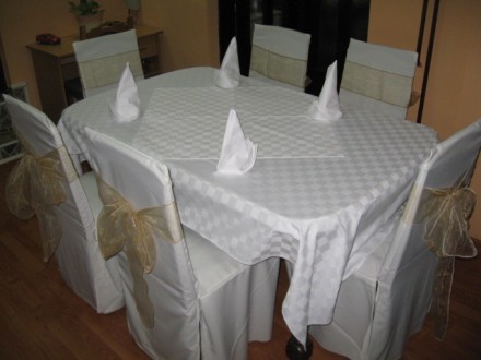 ART MARY SPARK COLLECTIONS: DAMAST STOLNJACI