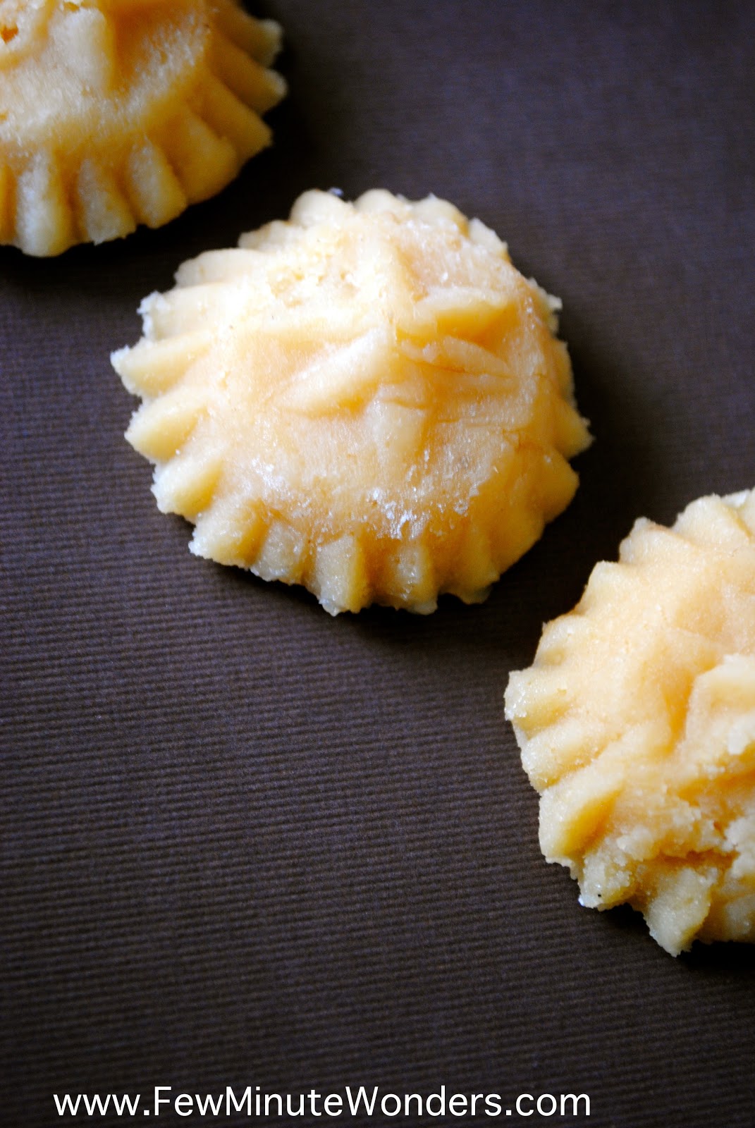 Microwavable Sweet Cream Fudge / Palgova - Few Minute Wonders