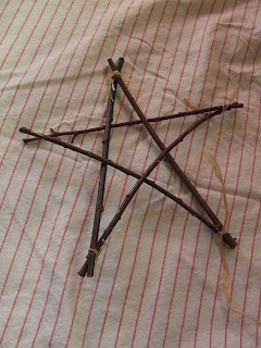Little Shack on the Hill: Rustic Twig Star-How to!