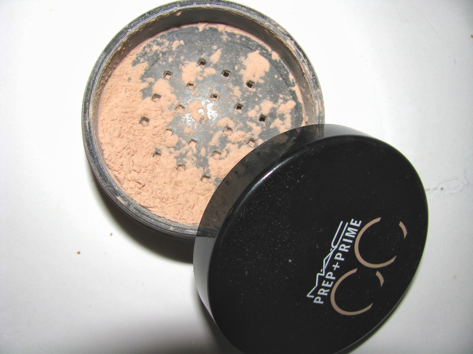The Beauty Alchemist: MAC Prep & Prime CC Colour Correct Cream and Powders