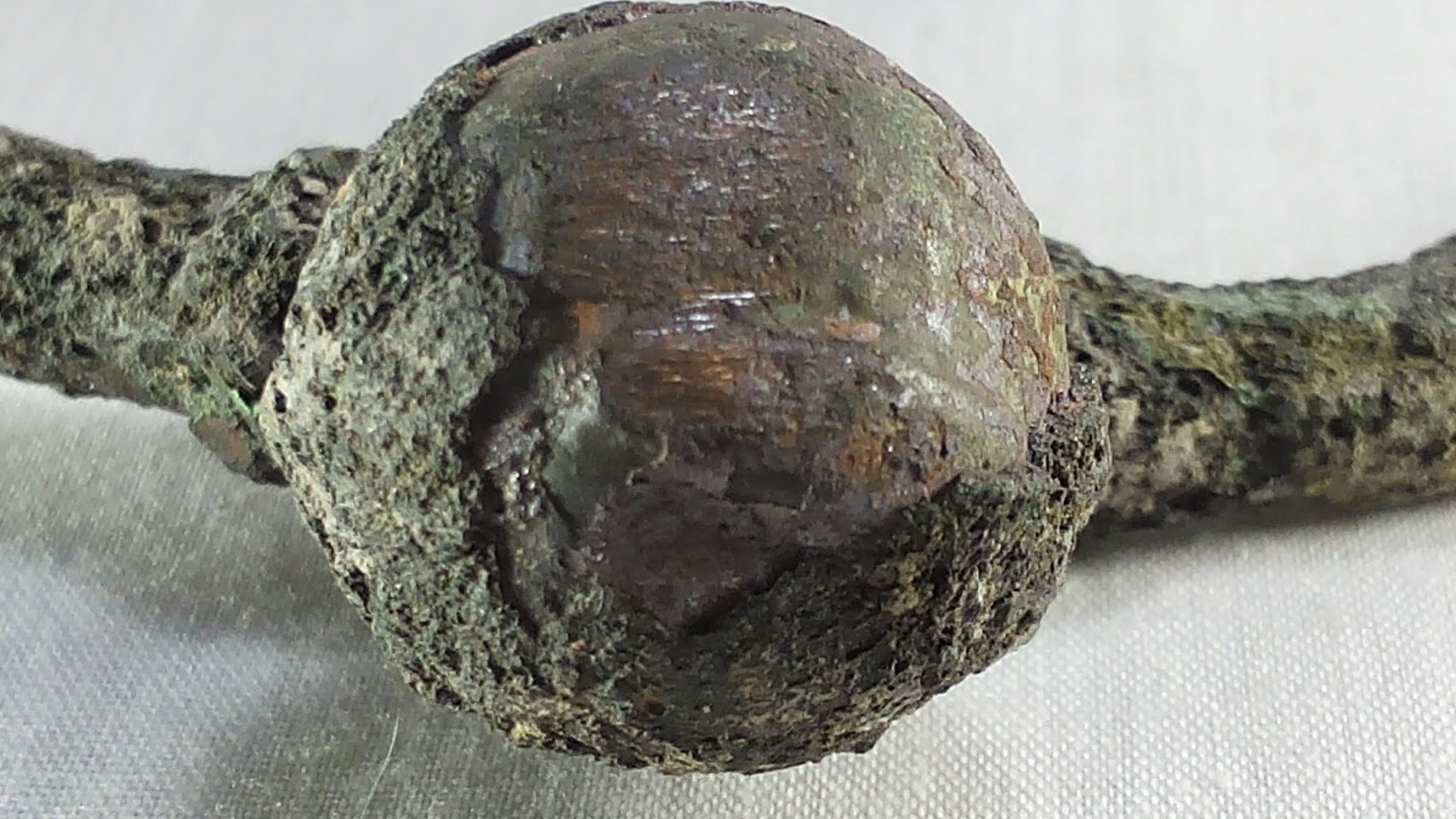 Ban chiang Solid Bronze Torque/Neck ring Prehistoric artifact - Selling ...