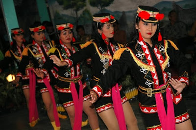 SASTRA-MENYAN: Tari Angguk