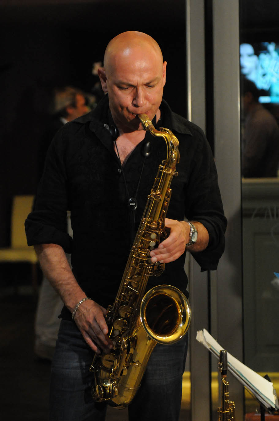 AbruzzoBlog.it: Alessandro Scala New Sound Trio allo Zingarò Jazz Club ...