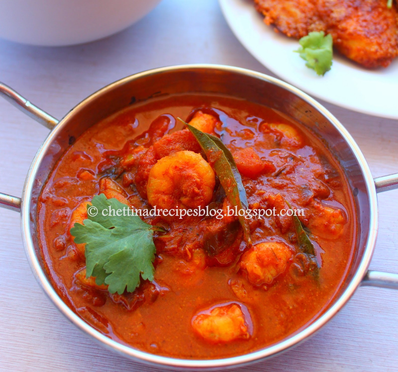Eral Kuzhambu / Chettinad Prawn Tamarind Curry - Chettinad Recipes