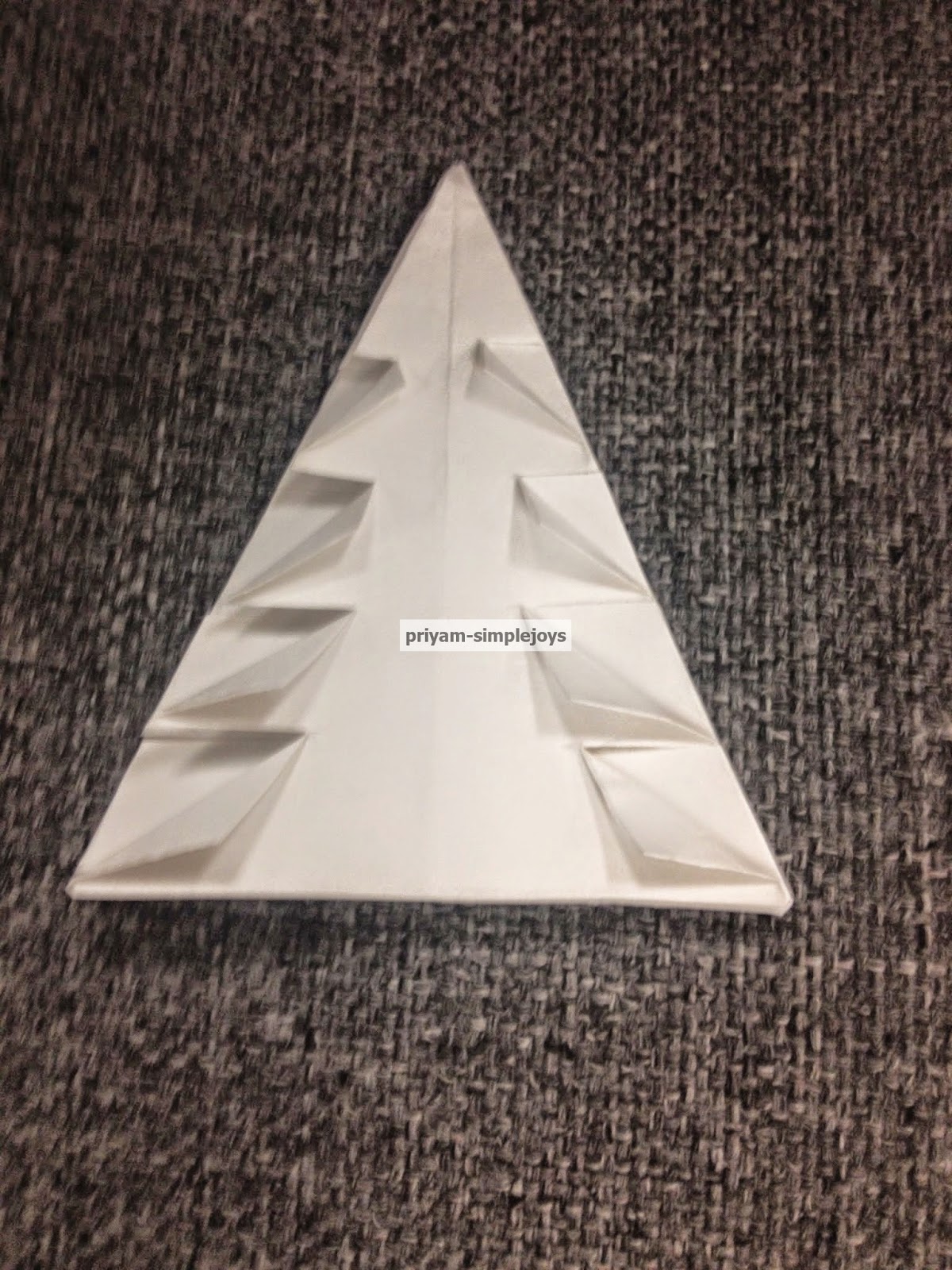 SimpleJoys: Paper Pine Tree/Christmas Tree