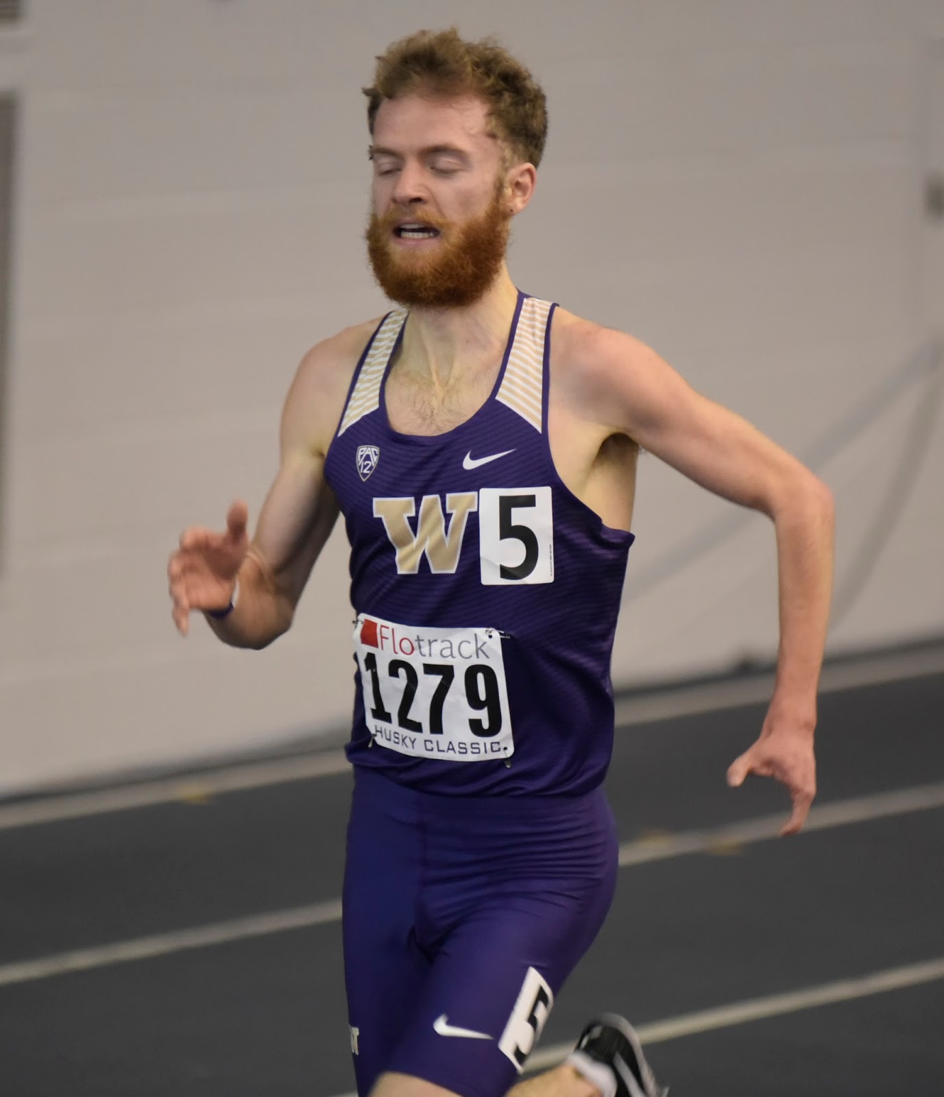 "Half-Hand" claws to victory in 3000 meters at Husky Classic...