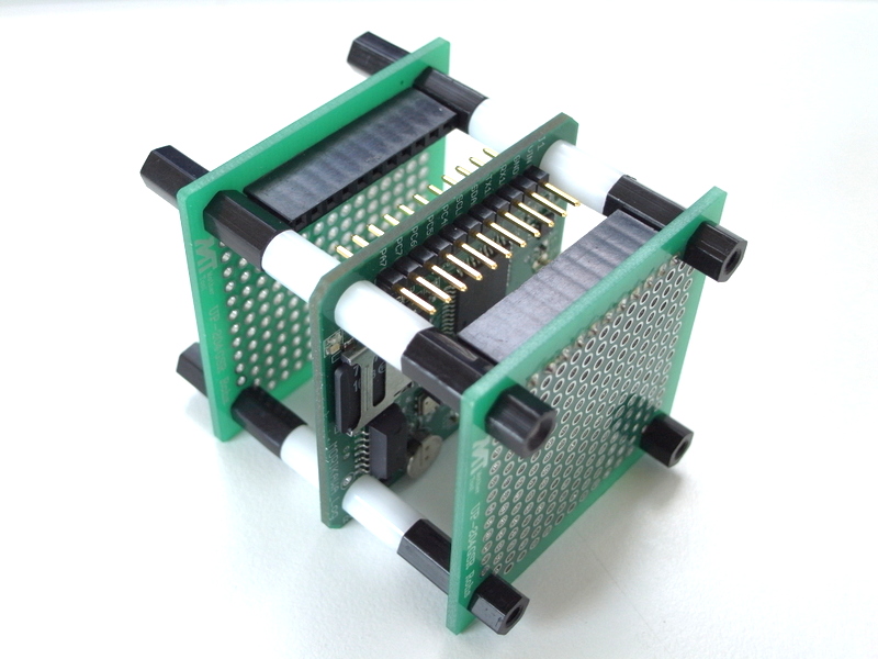 Cubesatで使われるPC/104規格