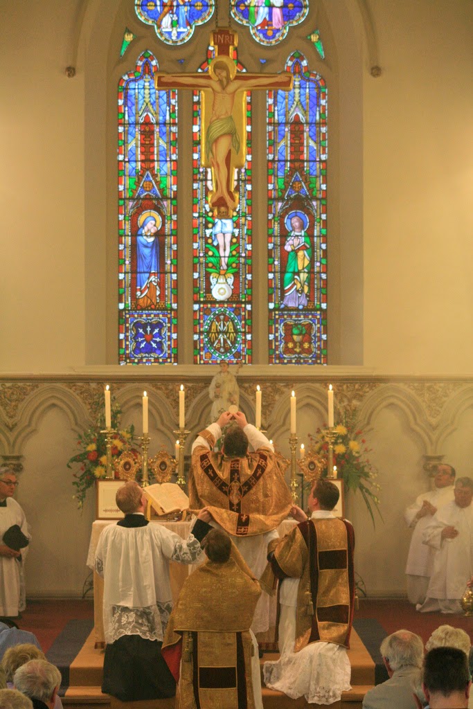 New Liturgical Movement: The Premonstratensians of St Philip's Priory ...