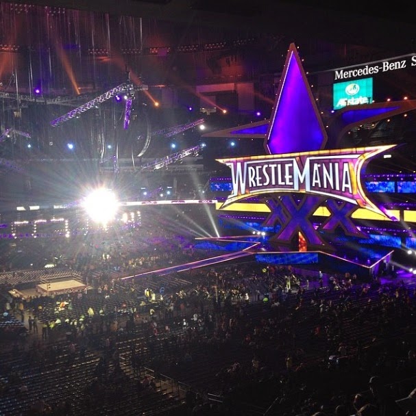 Imágenes: Los fans empiezan a llenar sus asientos del Mercedes-Benz ...