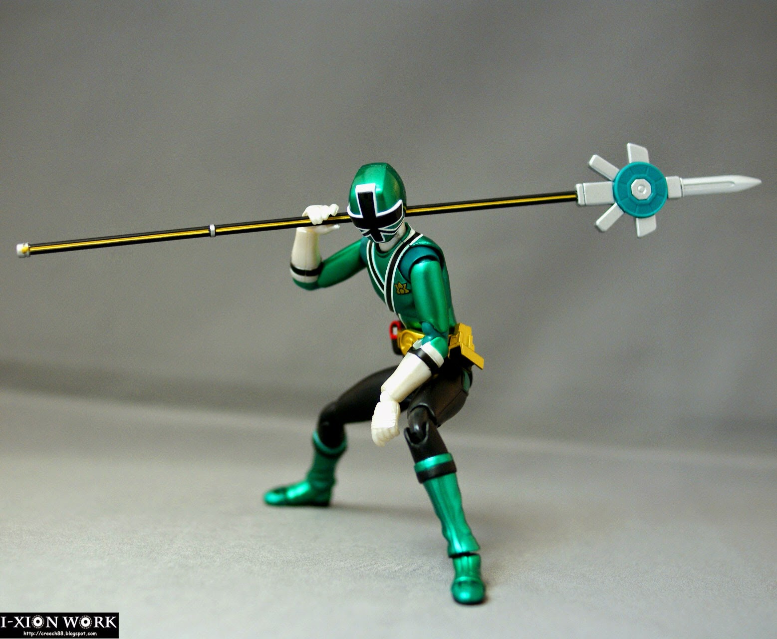 一眼看穿: S.H.Figuarts - Power Rangers Super Samurai Metallic Coating ...