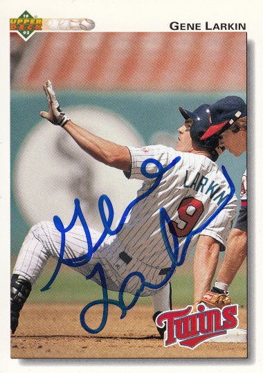 Daily Autograph: Gene Larkin