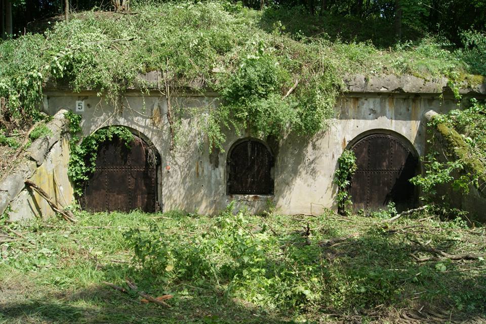 NAD WKRĘ: III FORT TWIERDZY MODLIN- FORT W POMIECHÓWKU