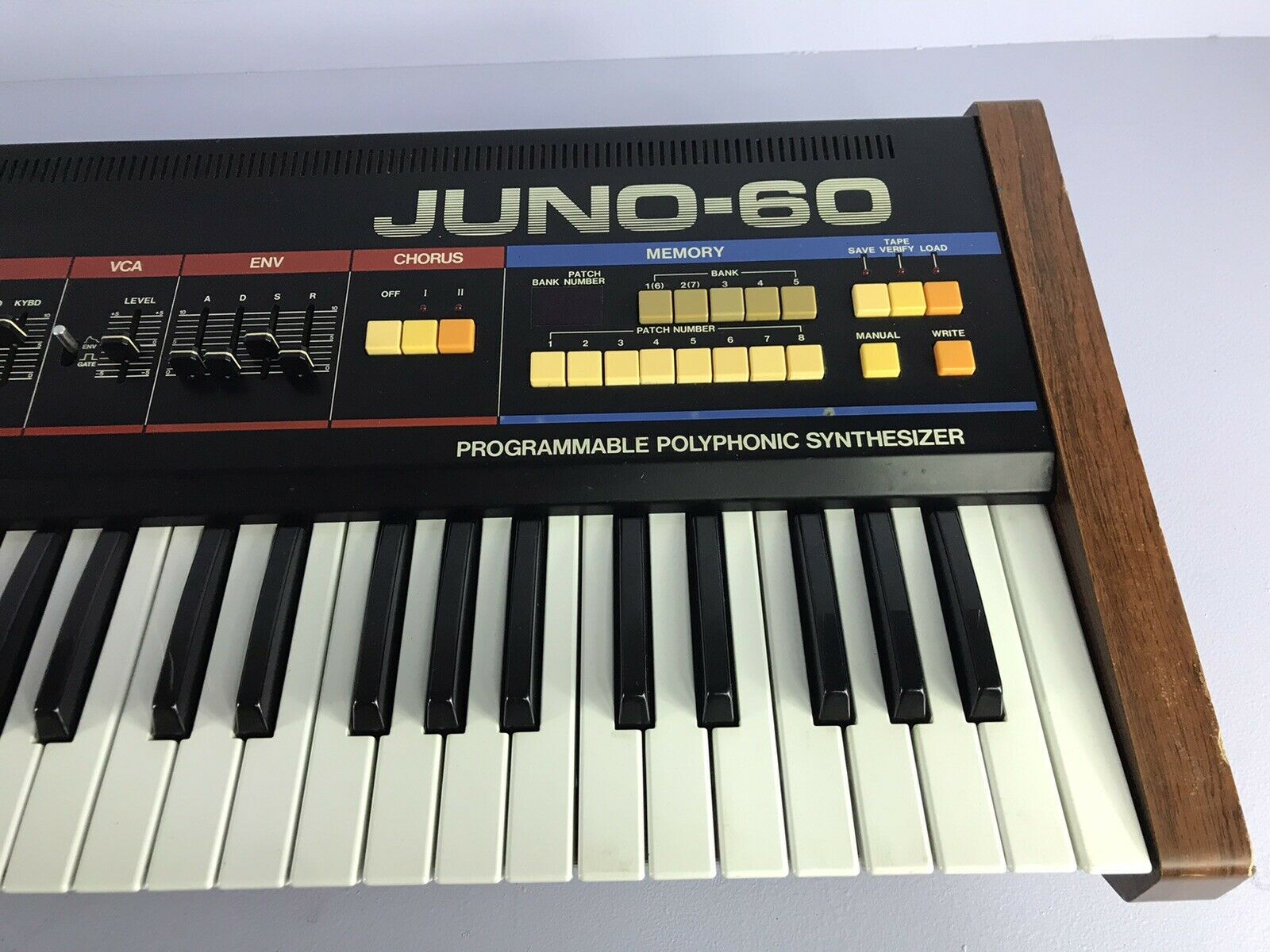 MATRIXSYNTH: Roland Juno-60 SN 288277