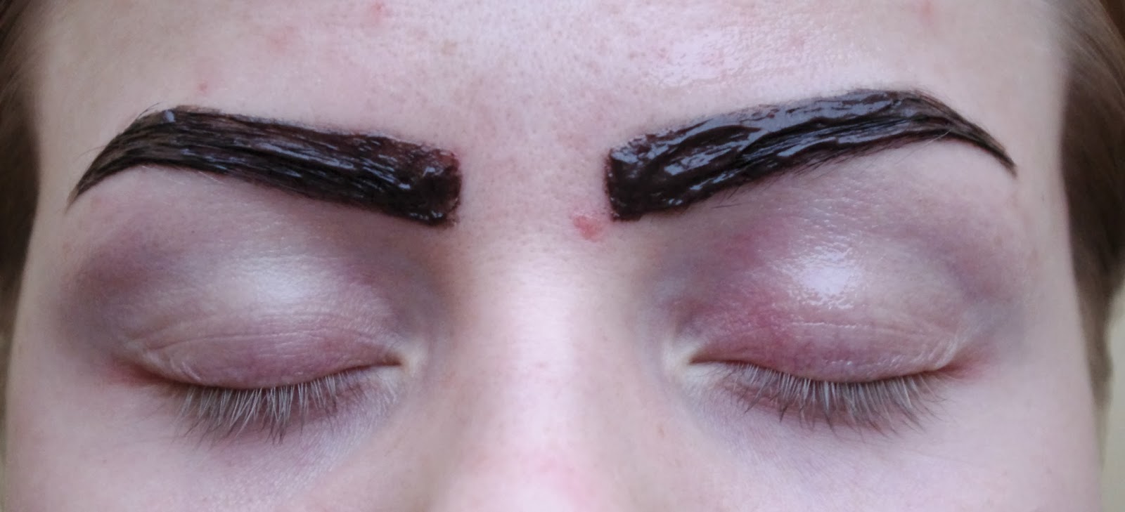 : DIY: dying your eyebrows at home