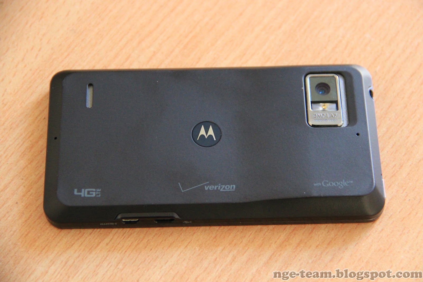 NERV: Обзор Motorola DROID BIONIC XT875.