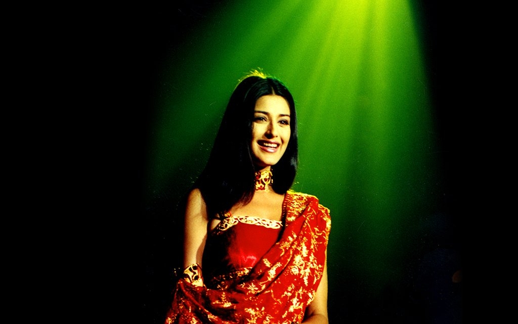 Bollywood Wallpaper Sonali Bendre Hd Wallpaper Free Download