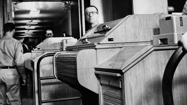 THE GRANDMA'S LOGBOOK ---: A COLD WAR LINK: THE MOSCOW-WASHINGTON HOTLINE